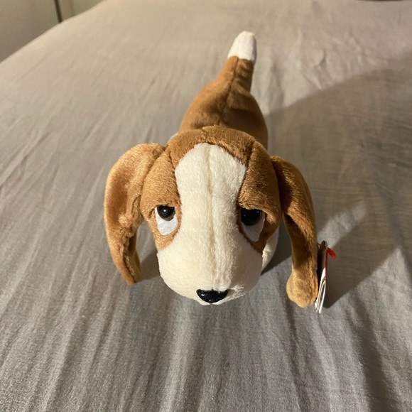 Ty | Toys | Vintage Tracker The Basset Hound Ty Beanie Baby | Poshmark